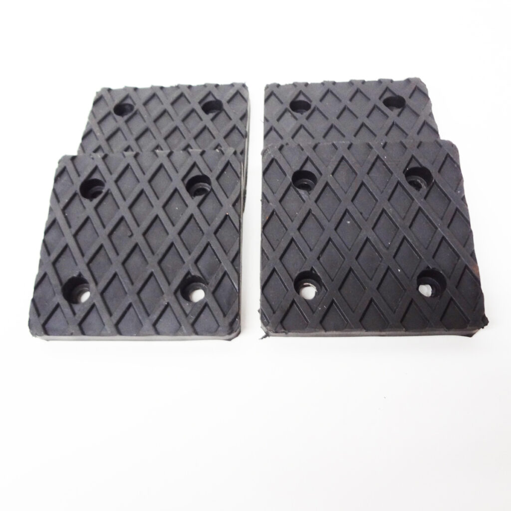 BENWIL SQUARE Rubber Lift Pads TP-45 & TP9 Set of 4